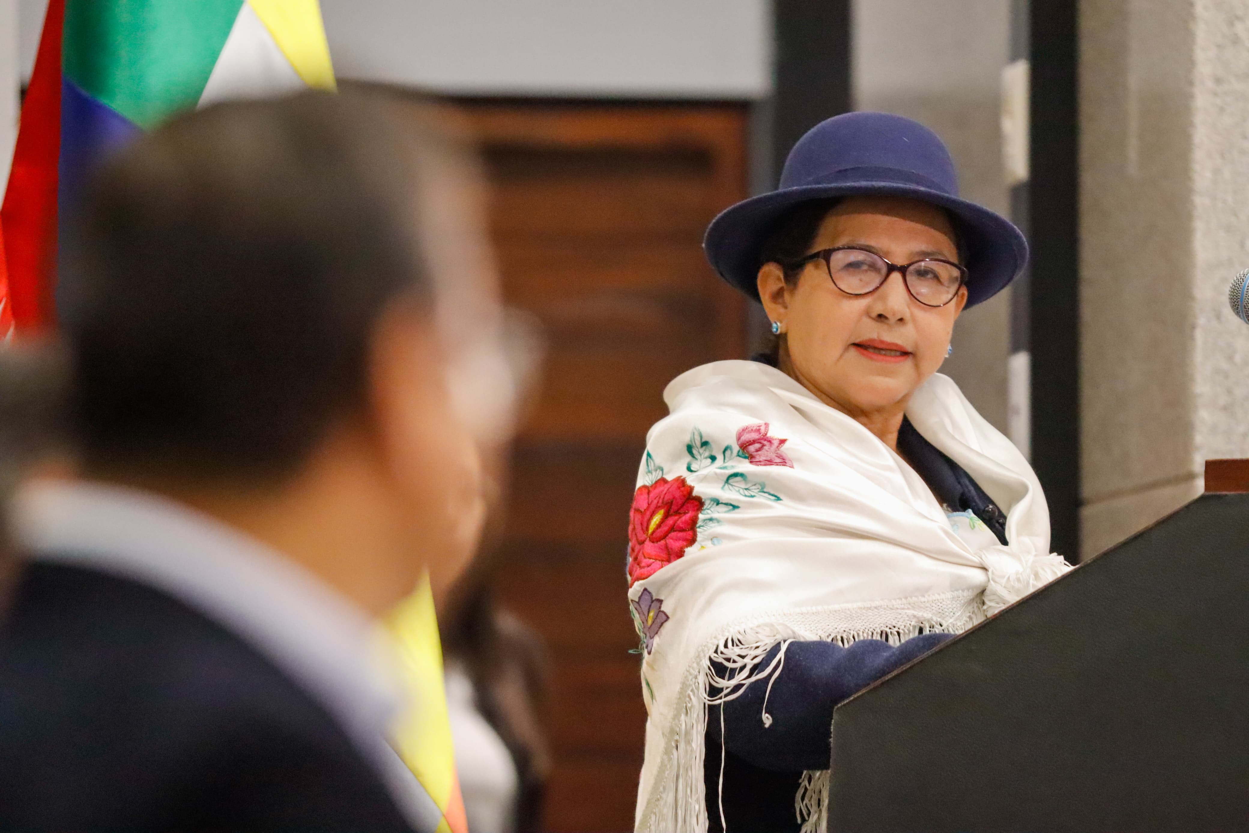 ABI - Presidente posesiona a Celinda Sosa Lunda como nueva ministra de ...